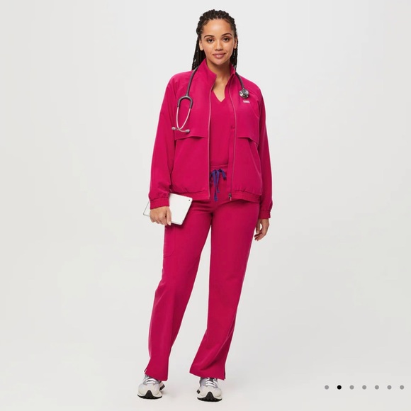 Figs | Tops | Nwt Figs Scrubs Limited Color Ultra Rose Casma Kade Set ...